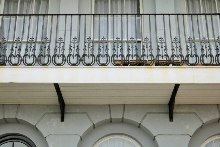 Hastings Seafront Balcony & brackets - LCR Fabrications